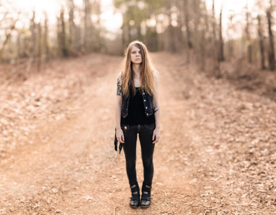 Sarah Shook and the Disarmers’ Give New LP 'Sidelong' Plenty of Pull ...