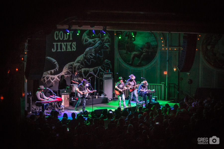 Cody Jinks Plays New Songs, Covers Randy Travis in Portland (SHOW ...