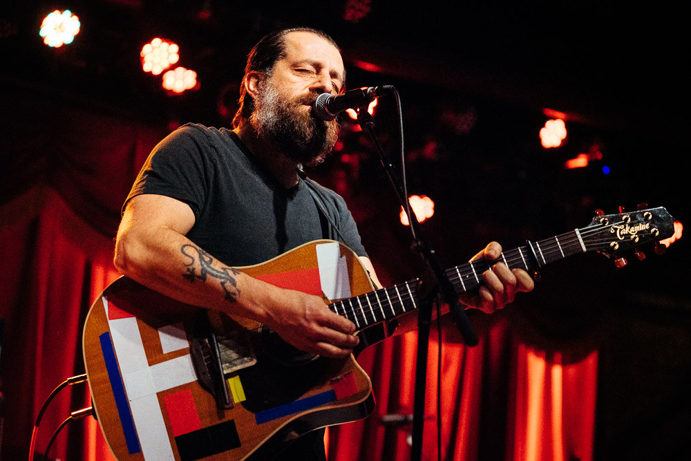 The Jayhawks Bring Deep Catalog to NYC’s Brooklyn Bowl with Opener Sean ...