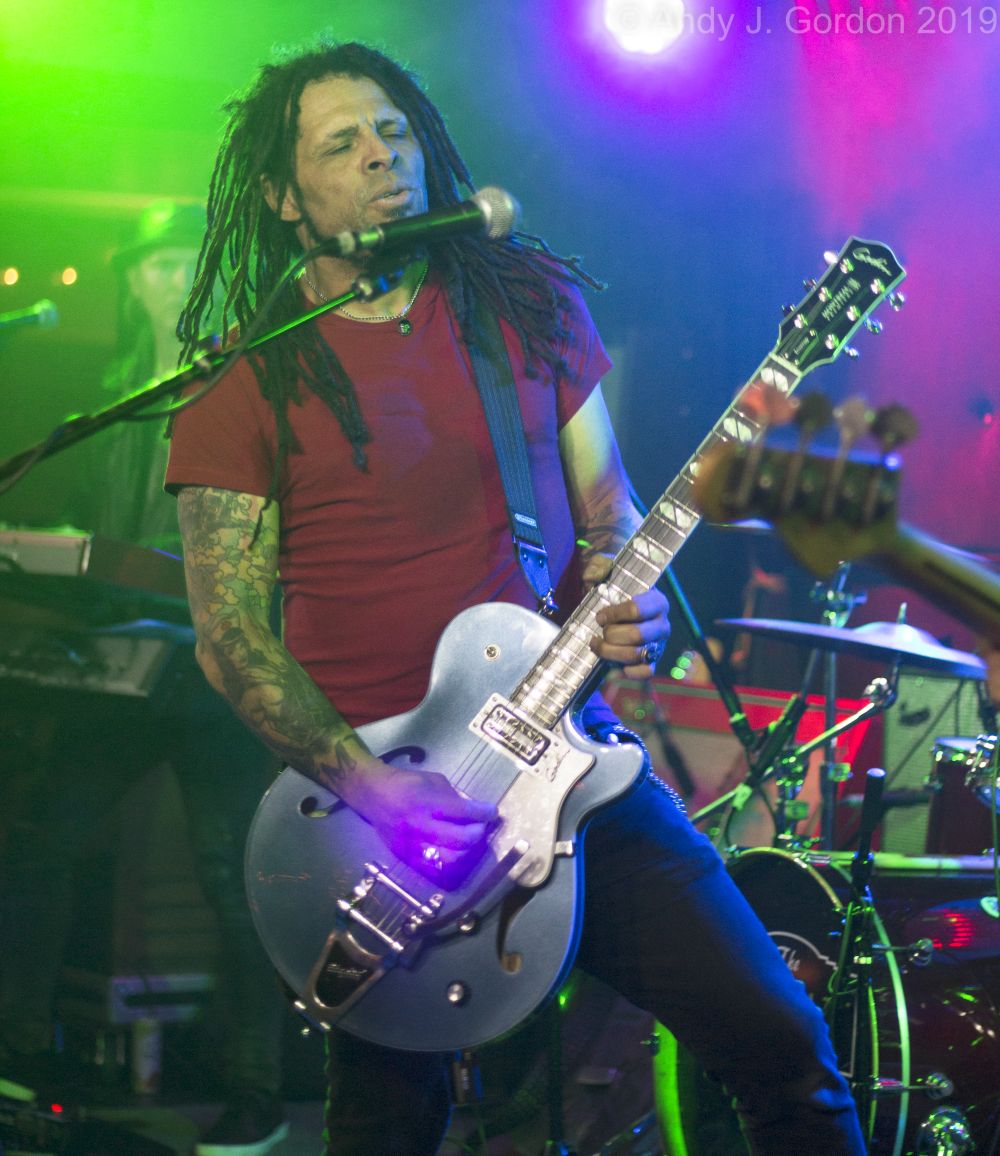 Eric McFadden Leads an All-Star Classic, Alt and Punk Rock Tribute Show ...