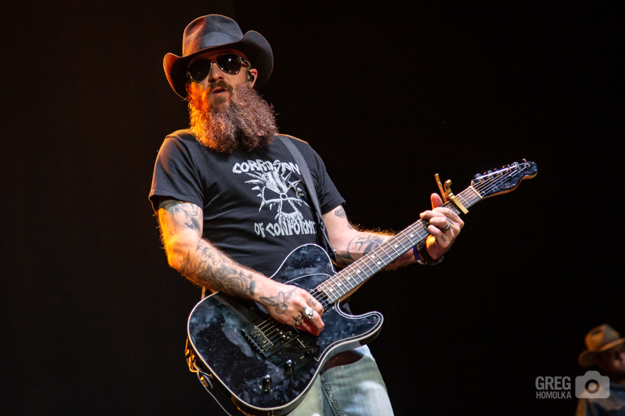 Cody Jinks Honors and Evolves Country Music in Nebraska with Alex ...