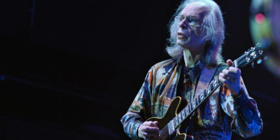 Steve Howe of Yes Talks A Lifetime of Guitar Accomplishments & New LP ...