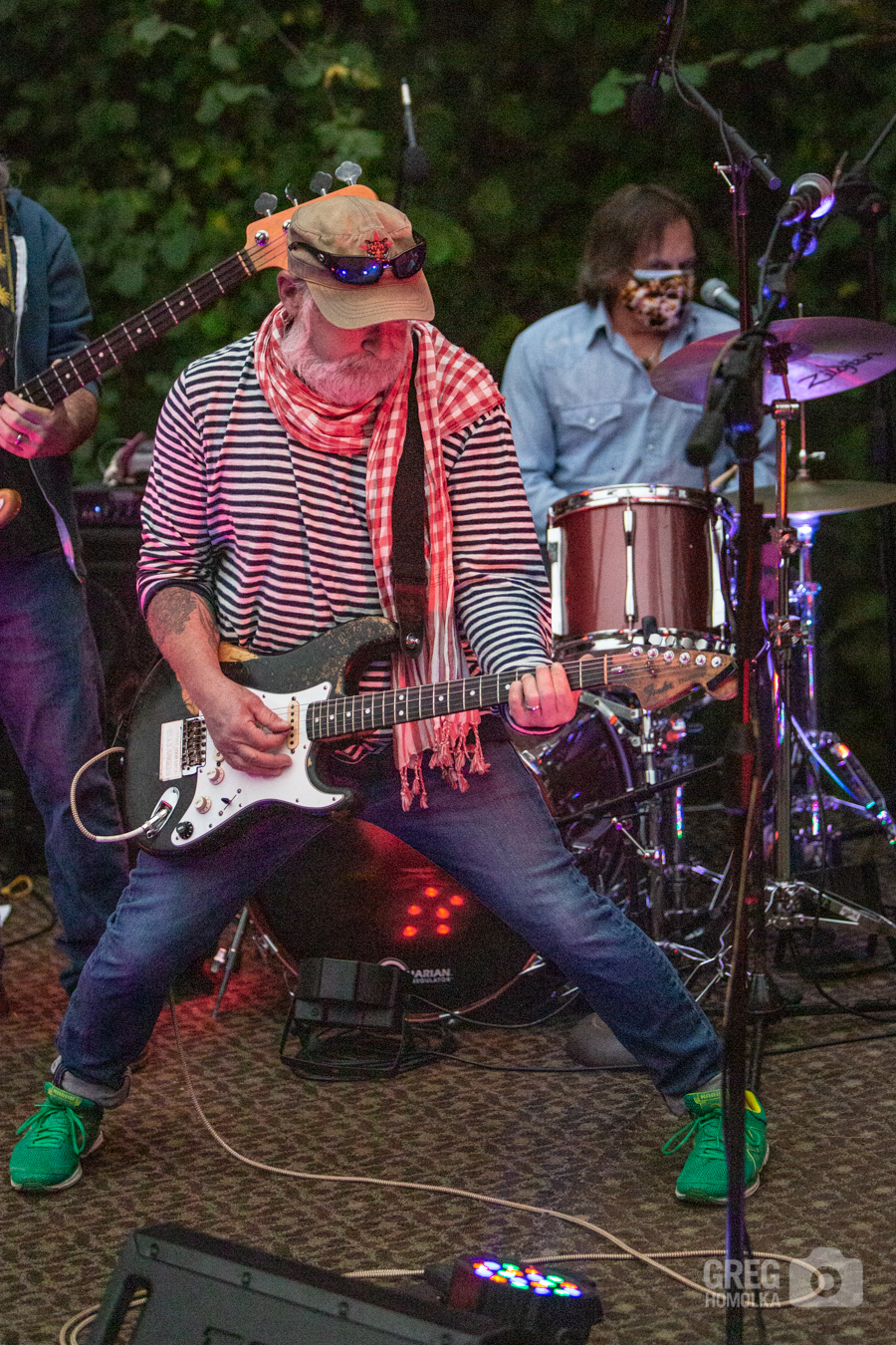 Jerry Joseph and Friends Overcome Doom, Gloom and Plenty of Smoke For ...